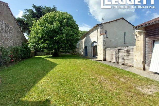 5 Chez Bignon, Chadurie, Charente, Nouvelle-Aquitaine, 4 bedroom villa ...