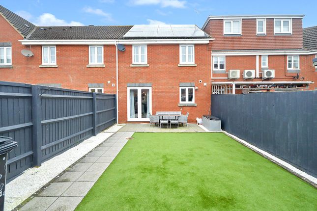 Winton Road, Upper Stratton, Swindon SN3, 3 bedroom terraced house for ...