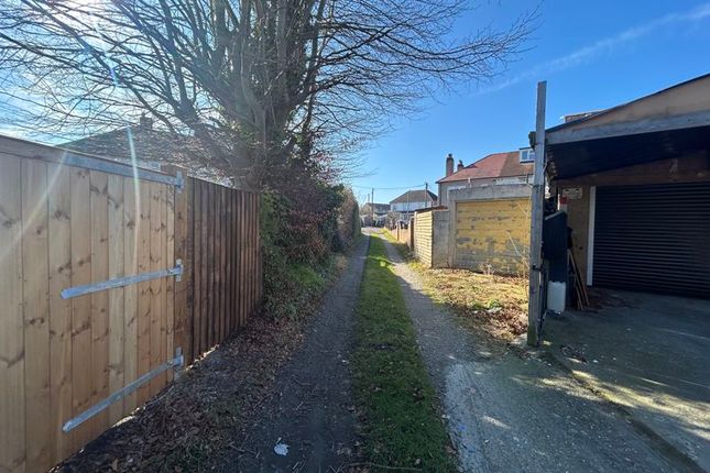 Rollo Road, Hextable, Swanley BR8, 3 bedroom end terrace house for sale ...