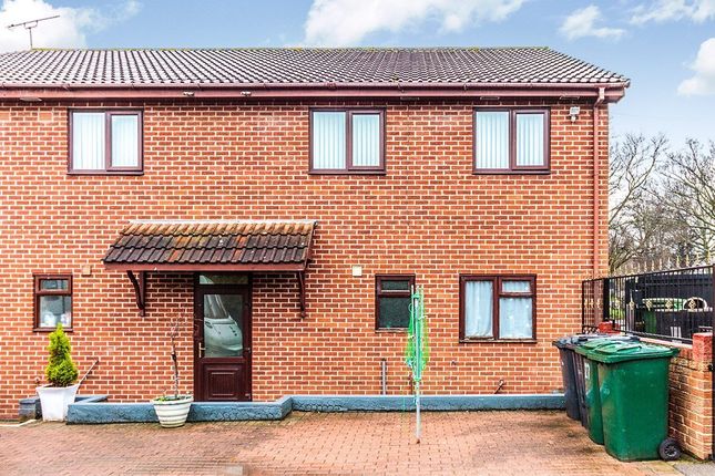 Monkwood Road, Rawmarsh, Rotherham, South Yorkshire S62, 2 bedroom flat ...