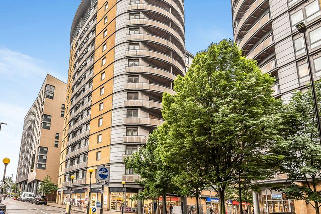 2 bed flat for sale in Victoria Road, London W3 - Zoopla