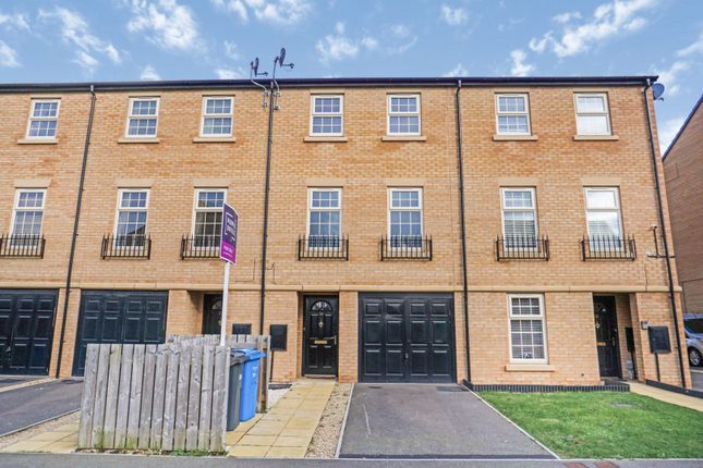Boothferry Park Halt, Hull HU4, 3 bedroom town house for sale ...