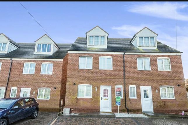 Radnor Close, Rubery, Rednal B45, 4 bedroom property to rent - 70442459 ...