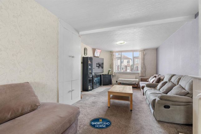 Beake Avenue, Radford, Coventry CV6, 4 bedroom end terrace house for ...