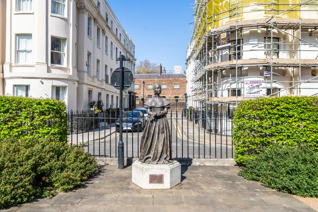 Victoria Square, London SW1W, 4 bedroom terraced house for sale ...