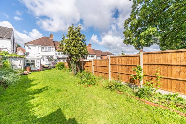 Hillside, Kingsbury, London NW9, 3 bedroom semi-detached house for sale ...