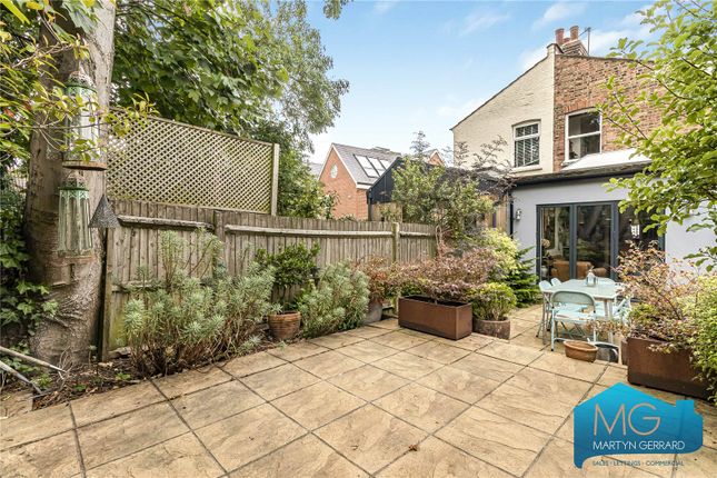 Long Lane, East Finchley, London N2, 3 bedroom terraced house for sale ...