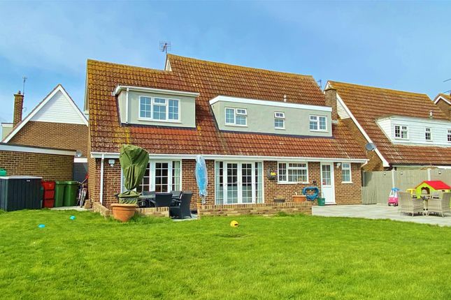 The Sparlings, Kirby-Le-Soken, Frinton-On-Sea CO13, 4 bedroom property ...