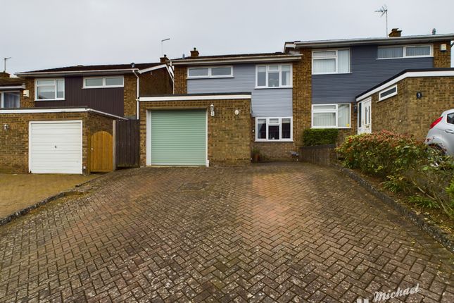 Willow Way, Wing, Leighton Buzzard LU7, 3 bedroom semi-detached house ...
