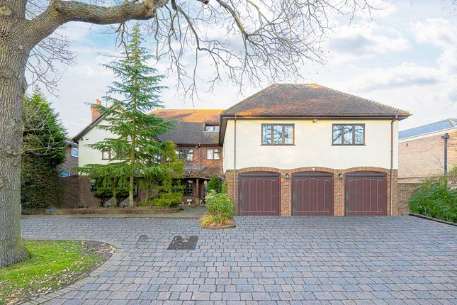 Homes for Sale in Benfleet Road, Benfleet SS7 - Buy Property in ...