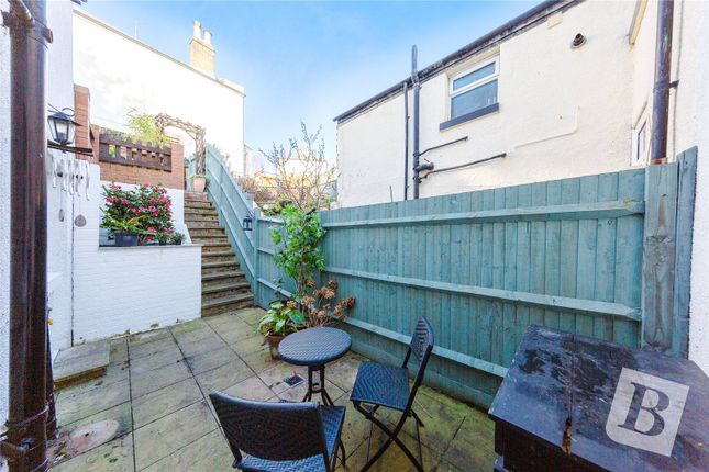 3 bed end terrace house for sale in Parrock Road, Gravesend, Kent DA12 - Zoopla