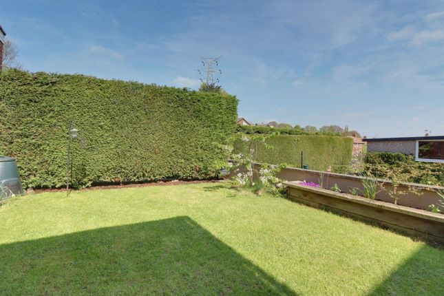 Wadlands Grove Farsley Pudsey Ls28 3 Bedroom Semi Detached Bungalow