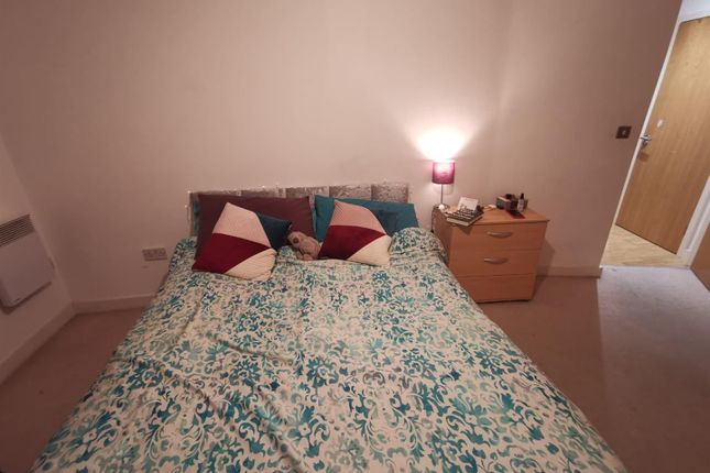 Hornbeam Way, Barton Place, Manchester M4, 2 bedroom flat for sale ...