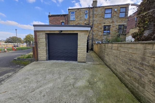 Dark Lane, Batley WF17, 4 bedroom terraced house for sale - 68535823 ...