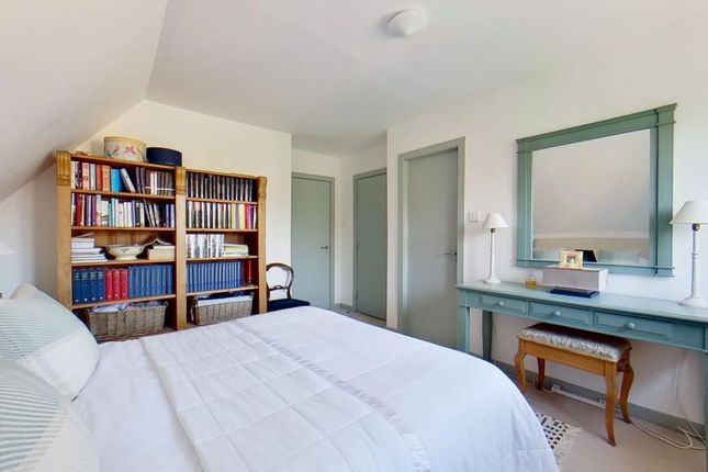 16 Moy House Court, Moy, Near Forres IV36, 3 bedroom cottage for sale ...