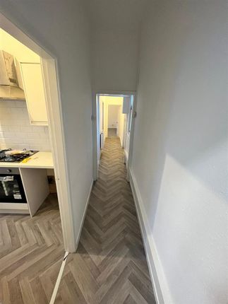 Perry Barr Locks, Fairview Avenue, Birmingham B42, 3 bedroom flat for ...