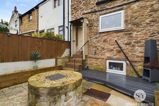 West View Place, Blackburn BB2, 2 bedroom cottage for sale - 66644716 ...