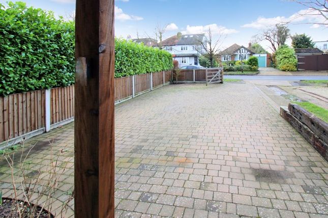 Fairlawn Grove, Banstead SM7, 3 bedroom property for sale - 63764073 ...