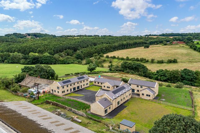 Scholebrook Lane, Bradford, West Yorkshire BD4, 4 bedroom detached ...