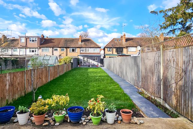 Robin Hood Way, Greenford UB6, 4 bedroom end terrace house for sale ...