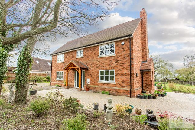 Southend Road, Howe Green, Chelmsford CM2, 5 bedroom detached house for ...