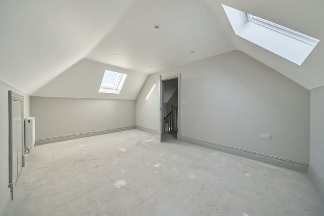 Blundel Lane, Cobham KT11, 4 bedroom detached house for sale - 63531439 ...