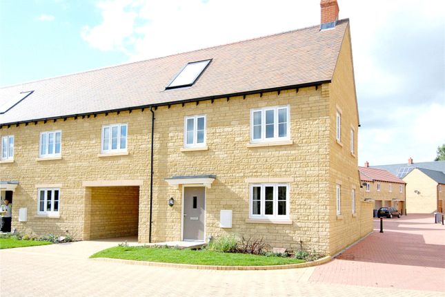 Hazeldene Close, Eynsham, Oxfordshire OX29, 3 bedroom semi-detached ...