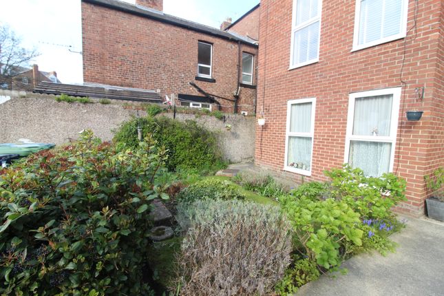 Brookside Terrace, Sunderland SR2, 2 bedroom flat for sale - 61253773 ...