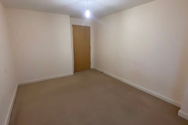 Alexander Square, Eastleigh SO50, 1 bedroom flat to rent - 63492840 ...
