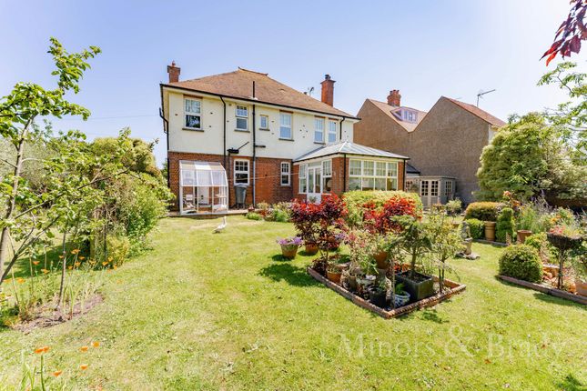 Corton Road, Gunton, Lowestoft NR32, 5 bedroom detached house for sale ...