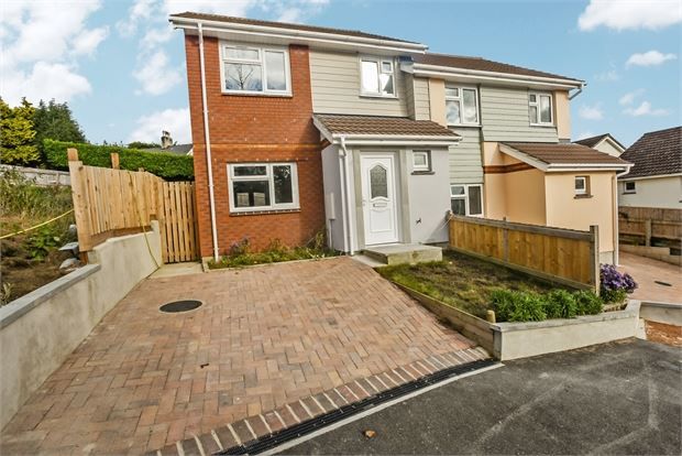 Thorntree Close Highweek Newton Abbot Devon Tq12 3 Bedroom Semi