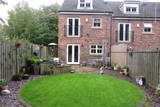 3 bed end terrace house for sale in Beech Court, Leeds LS14 - Zoopla