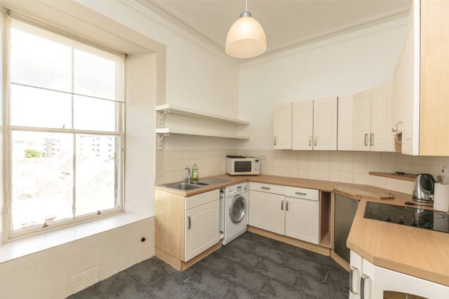 Portland Street, Edinburgh EH6, 2 bedroom flat to rent - 64833278 ...