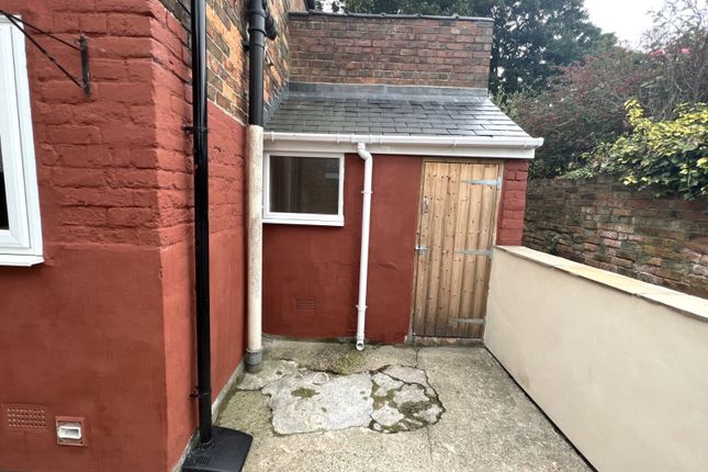 Spring Bank, Scarborough, North Yorkshire YO12, 3 bedroom terraced ...