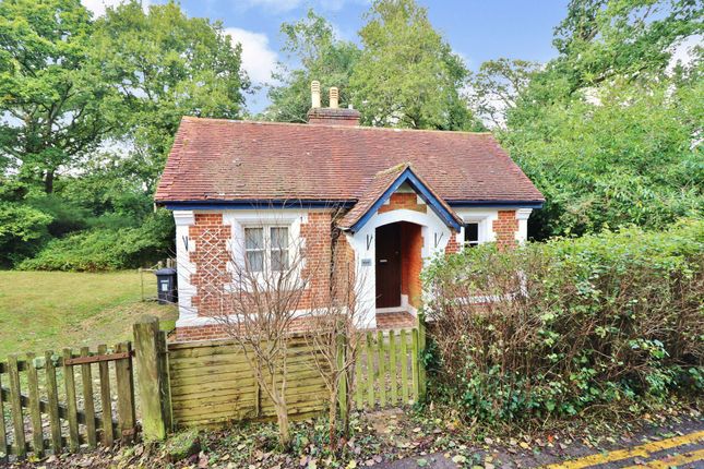 Royal Victoria Country Park, Netley Abbey SO31, 1 bedroom detached ...