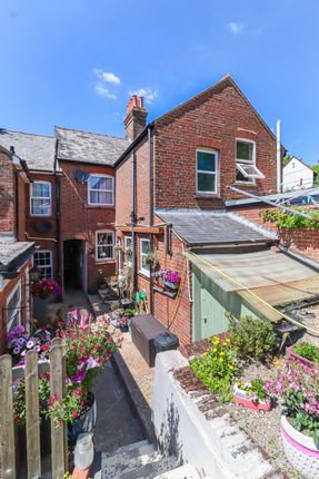 Springfield Road, Chesham HP5, 2 bedroom terraced house for sale ...