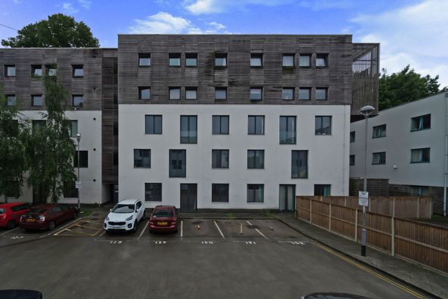 Barton Court, Godstone Road, Whyteleafe, Surrey CR3, 1 bedroom flat for ...