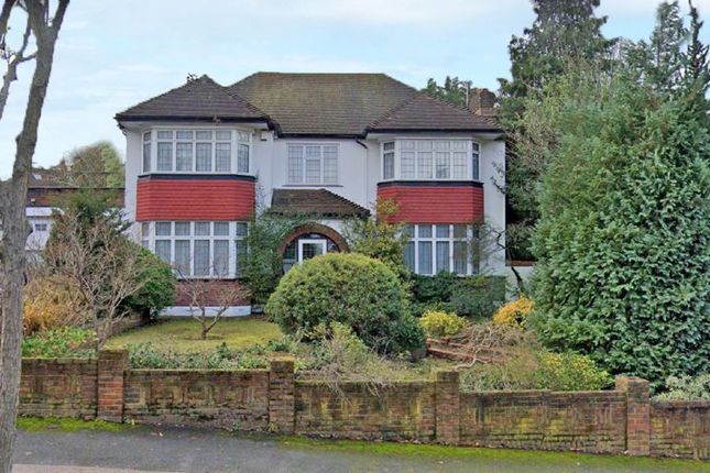Sanderstead Hill, Sanderstead, Surrey CR2, 4 bedroom detached house for ...