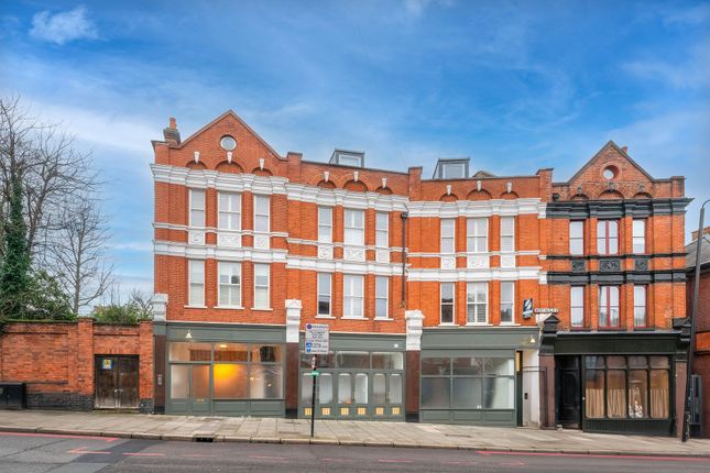 West Hill, London SW18, 1 bedroom flat for sale - 69433382 | PrimeLocation