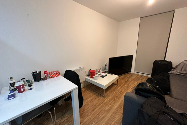Michigan Point, Tower B, Michigan Avenue, Salford M50, 1 bedroom flat ...