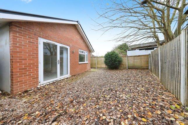 Dunstall Road, Whitmore Reans, Wolverhampton WV6, 3 bedroom detached ...
