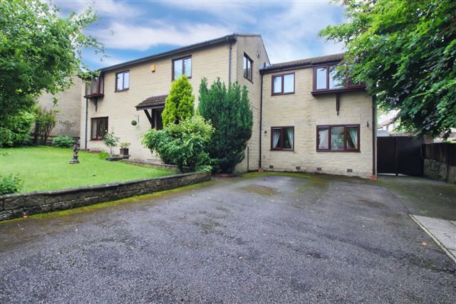 5 bed detached house for sale in Wesley Place, South Anston, Sheffield ...