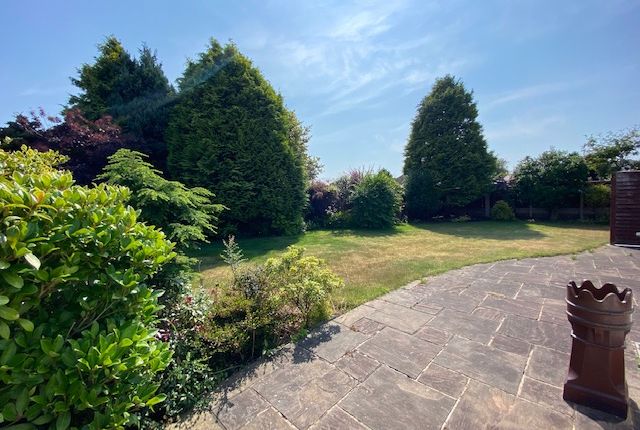 Coudray Road, Southport PR9, 2 bedroom detached bungalow to rent ...