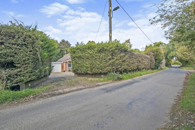 Lower Street, Southrepps, Norwich NR11, 3 bedroom detached bungalow for ...