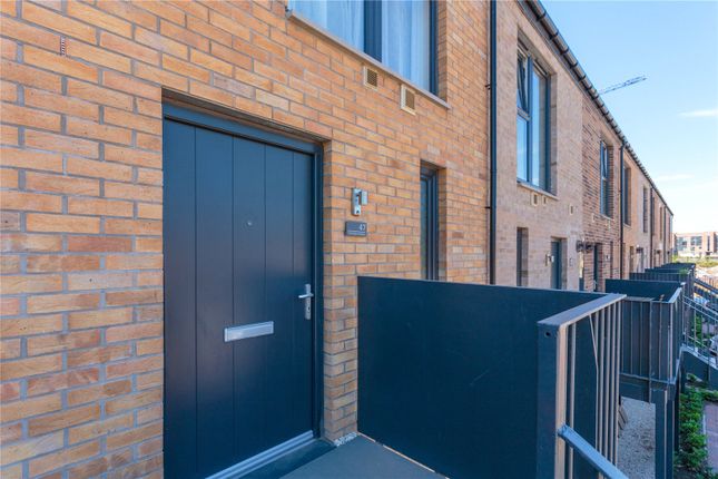 Cunningham Square, Edinburgh, Midlothian EH15, 2 bedroom flat to rent ...