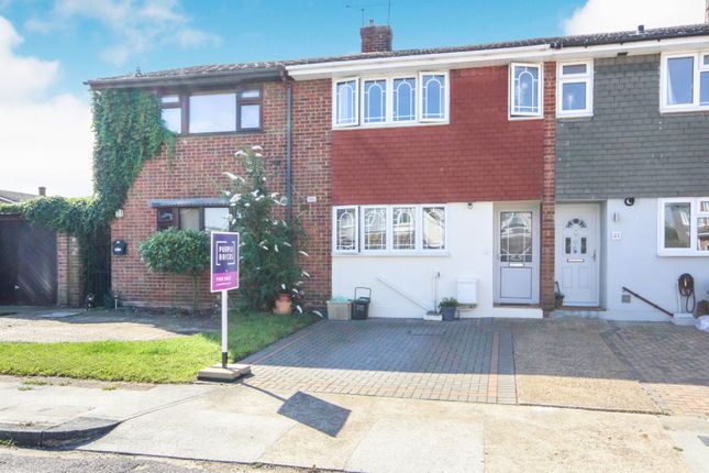 Homes for Sale in Fleet Road, Benfleet SS7 - Buy Property in Fleet Road ...