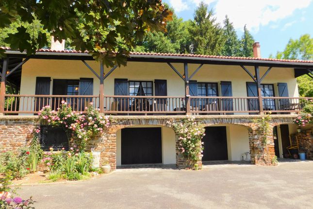Nontron, Aquitaine, 24300, France, 4 bedroom property for sale ...