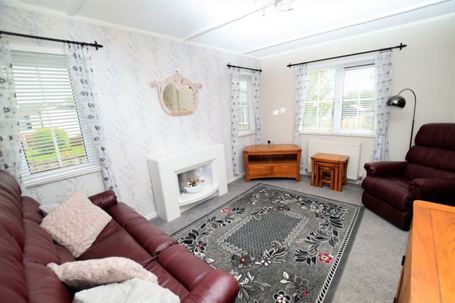 Gladstone Way, Mancot, Deeside CH5, 2 bedroom mobile/park home for sale ...