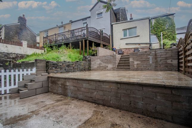 Hafod Fan Terrace, Abertillery NP13, 2 bedroom end terrace house for ...