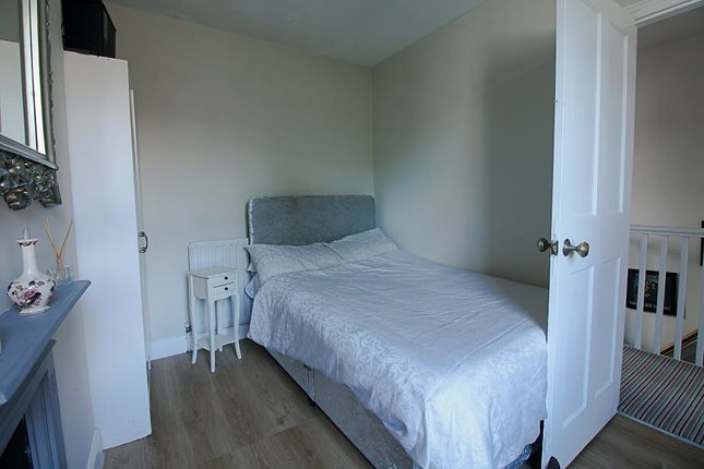 Spring Lane, Kenilworth CV8, 2 bedroom cottage for sale - 55130882 ...